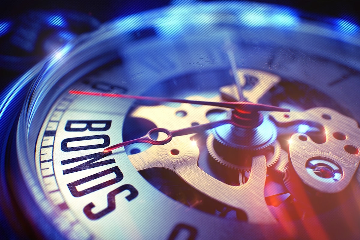 Credit Investing: How Does It Work + Should You Invest?